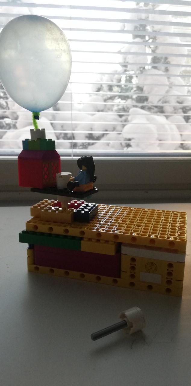 Music Box in Lego Spike – “Up” Pixar Theme Song – livalearning